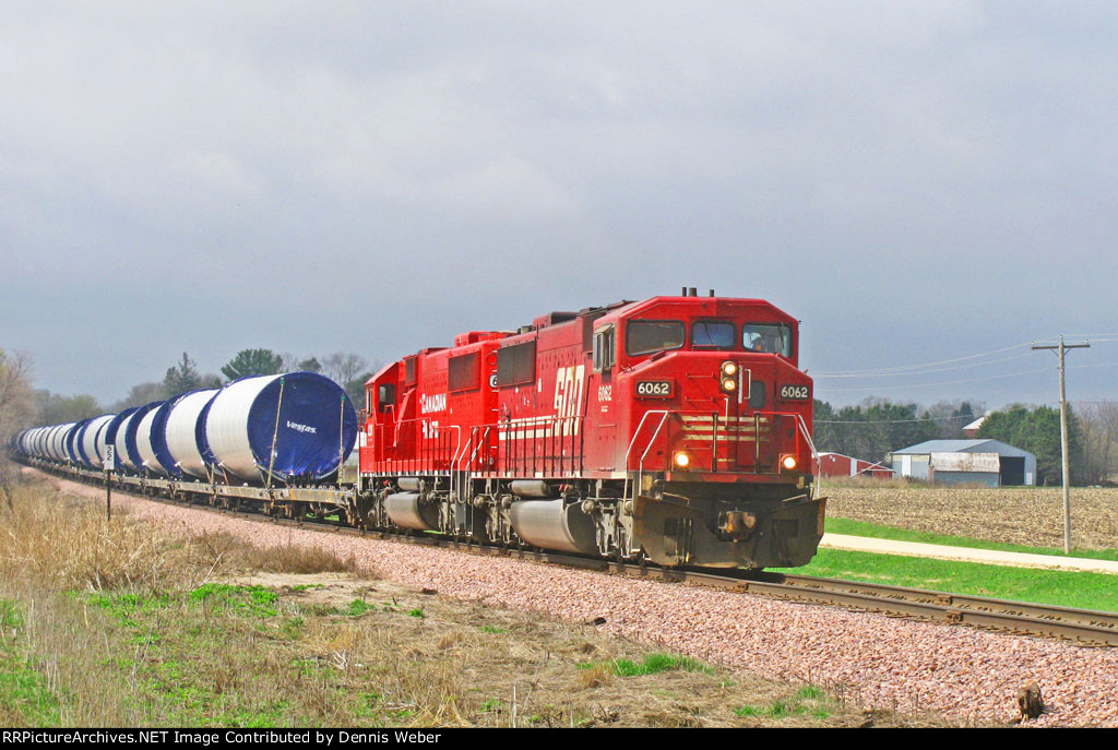 SOO 6062, CP 6228. DM&E's Waseca Sub.